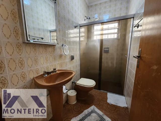 Casa com 600 m² ao lado do Parque Ceret e Shop. Analia Franco. Ao lado da futura estação do metrô!