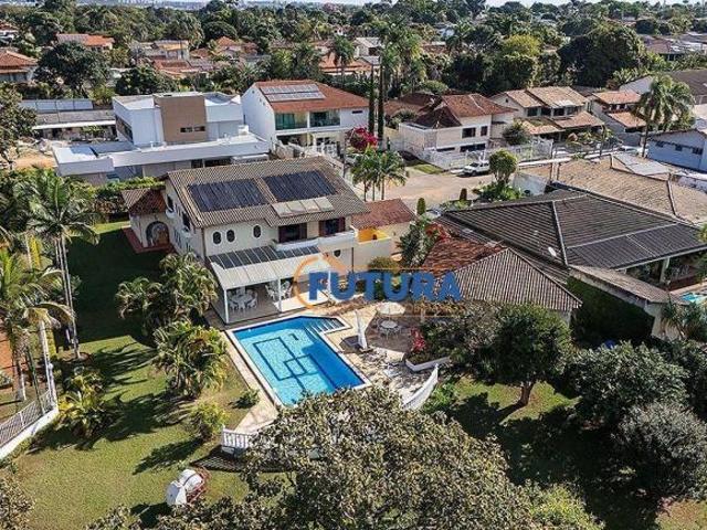 Casa com 600M2, Ponta de quadra, lote 3500M2, Lago Norte