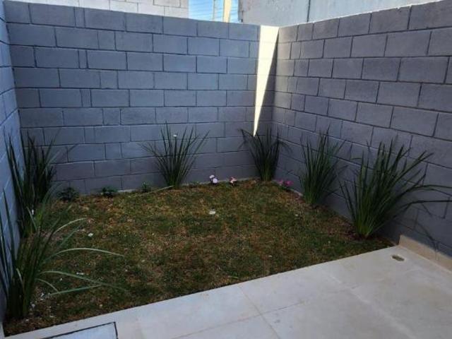 Casa com 67 m² e 2 quartos à venda em Parque das Américas