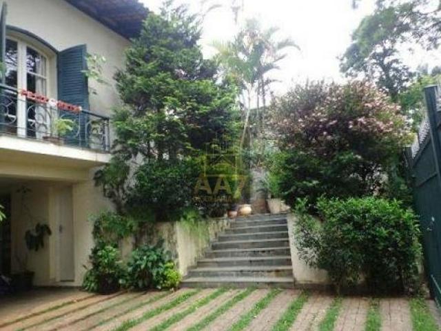 Casa com 680 m² e 4 quartos à venda em Butantã
