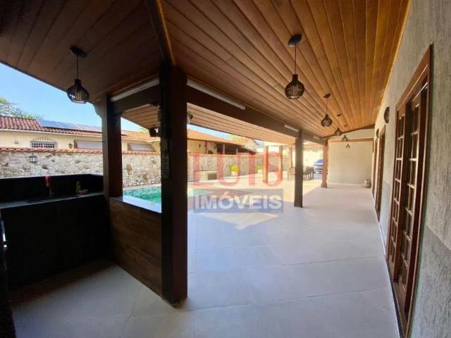 Casa com 6 dormitórios para alugar, 223 m² por R$ 15.421,00/mês Itaipu Niterói/RJ
