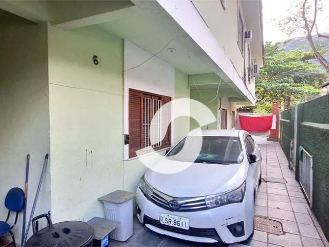 Casa com 6 dormitórios à venda, 464 m² por R$ 1.850.000,00 São Francisco Niterói/RJ