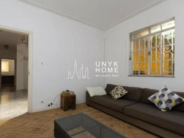 Casa com 6 dormitórios na Vila Madalena