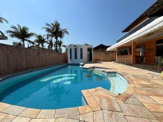 Casa com 6 dormitórios à venda, 209 m² por R$ 2.000.000,00 Enseada Guarujá/SP