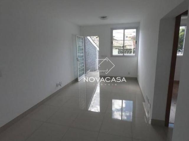 Casa com 6 dormitórios à venda, 200 m² por R$ 980.000,00 Santa Mônica Belo Horizonte/MG