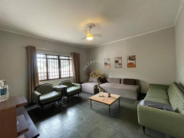 Casa com 6 dormitórios à venda, 230 m² Vila Marieta Campinas/SP