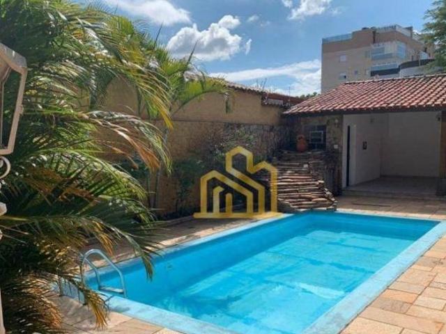 Casa com 6 dormitórios à venda, 253 m² por R$ 2.600.000,00 Vila Helena Atibaia/SP