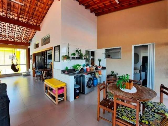 Casa com 6 dormitórios à venda, 270 m² Jardim Toledo Votorantim/SP