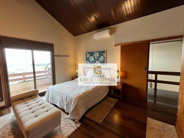 Casa com 6 dormitórios à venda, 380 m² por R$ 3.450.000,00 Condomínio Residencial Monte Carlo Sã
