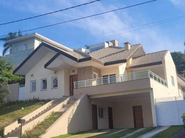 Casa com 6 dormitórios à venda, 390 m² no condomínio Mirante do Vale!