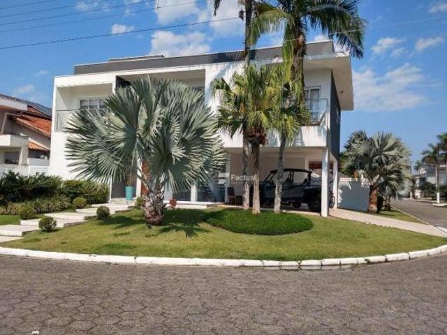 Casa com 6 dormitórios à venda, 440 m² por R$ 4.200.000,00 Acapulco Guarujá/SP