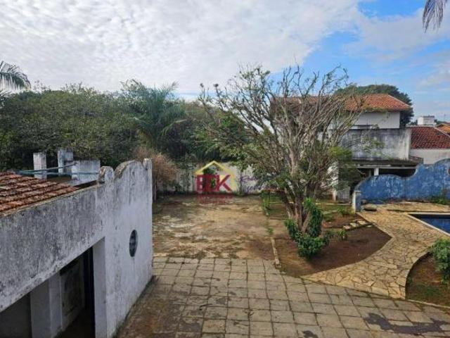 Casa com 6 dormitórios à venda, 476 m² por R$ 1.760.000 Jardim Bom Jesus Tremembé/SP