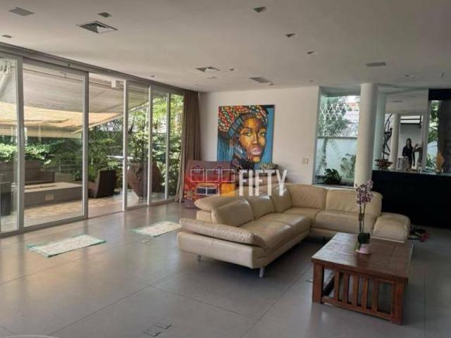 Casa com 6 dormitórios à venda, 540 m² por R$ 8.000.000,00 Campo Belo São Paulo/SP