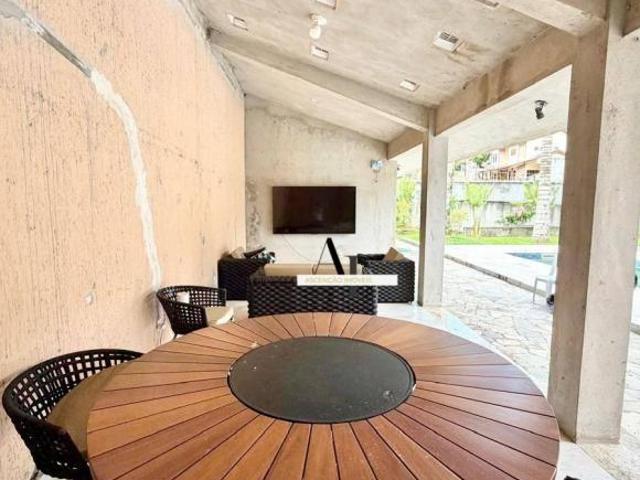 Casa com 6 dormitórios à venda, 550 m² por R$ 2.145.000,00 Arujazinho I. II E III Arujá/SP