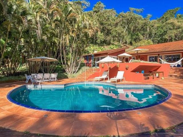 Casa com 6 dormitórios à venda, 700 m² por R$ 2.500.000,00 Cotia Cotia/SP