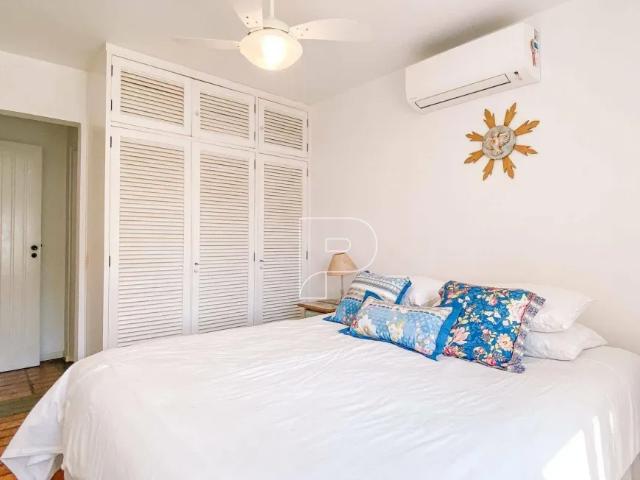Casa com 6 dormitórios à venda, 700 m² por R$ 2.500.000,00 Cotia /SP