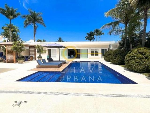 Casa com 6 dormitórios à venda, 780 m² por R$ 10.000.000,00 Acapulco Guarujá/SP