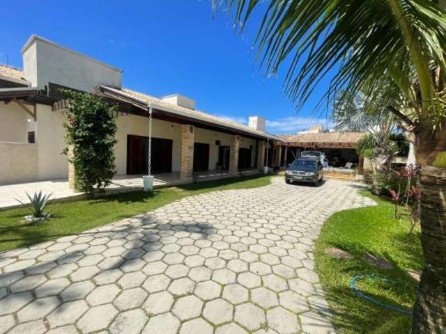 Casa com 6 dormitórios à venda por R$ 1.500.000,00 Praia Do Sonho Itanhaém/SP