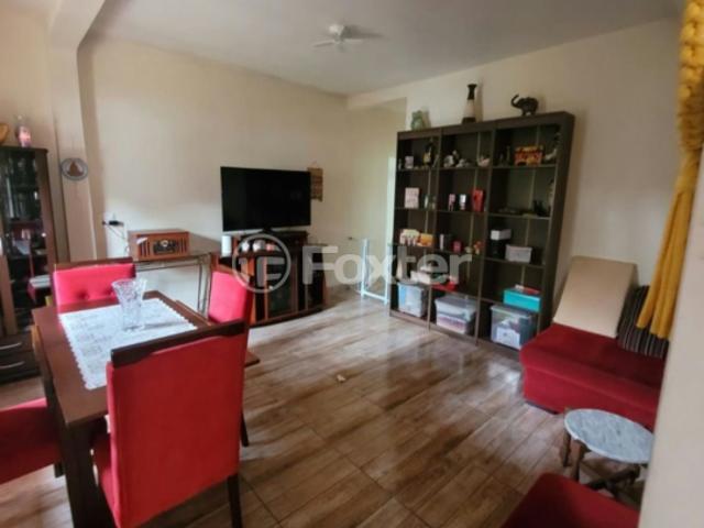 Casa com 6 dormitórios em Porto Alegre