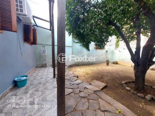 Casa com 6 dormitórios em Porto Alegre