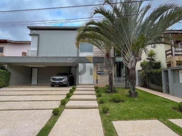 Casa com 6 dormitórios, sendo 4 suítes para venda Barueri SP
