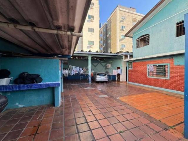 Casa com 6 dormitórios, sendo 5 suíte à venda por R$ 2.000.000 Centro Foz do Iguaçu/PR