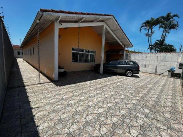 Casa com: 6 dormitórios, sendo 6 suítes para Venda, Itanhaém / SP