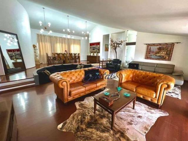 Casa com 6 quartos 3 suítes à venda, 619 m² Chácara das Paineiras Granja Viana Carapicuíba/S