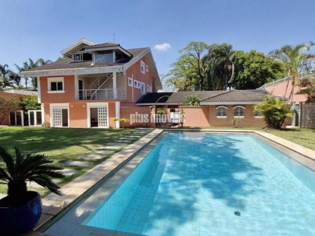 Casa com 6 Quartos 6 Suítes 10 Vagas no Jardim Prudência!