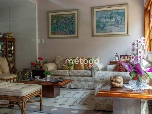Casa com 6 quartos à venda, 901 m² por R$ 7.800.000 Bairro Centro Guararema/SP