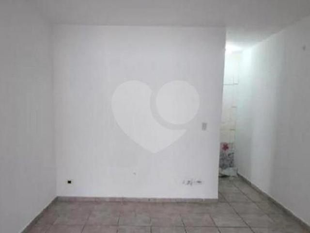 Casa com 6 quartos à venda em Vila maria luisa SP