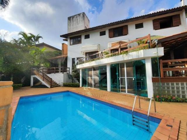 Casa com 6 quartos à venda em Vila Tramontano SP