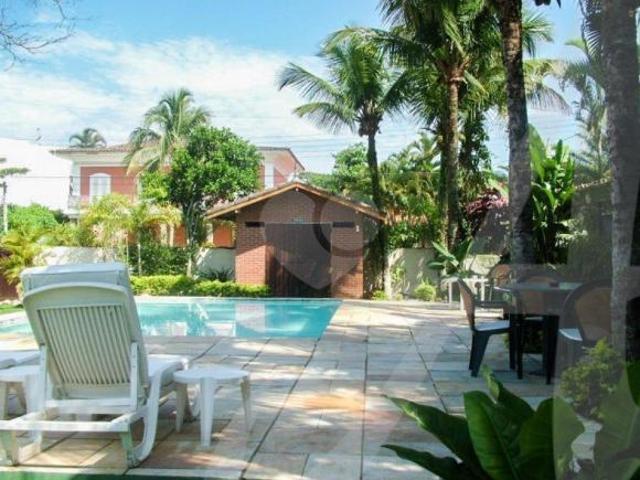 Casa com 6 quartos à venda em Balneário praia do pernambuco SP