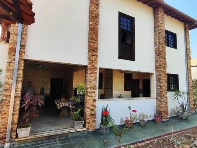 Casa com 6 quartos à venda em Belo Horizonte, no bairro Bandeirantes