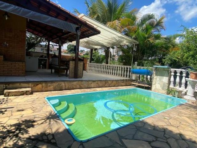 Casa com 6 quartos à venda em Belo Horizonte, no bairro Dom Bosco