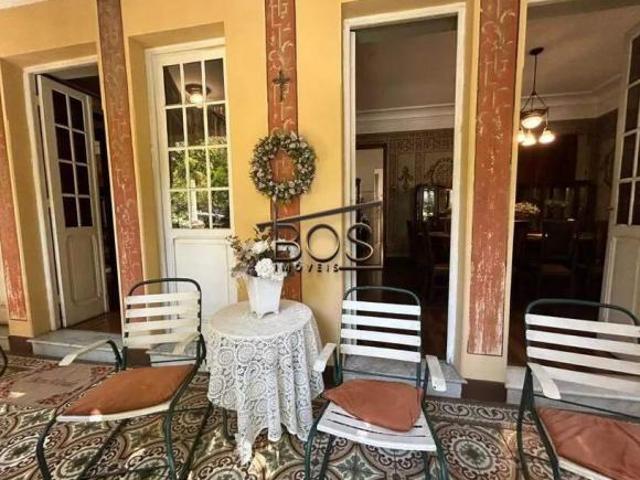 Casa com 6 quartos à venda em Belo Horizonte, no bairro Lourdes