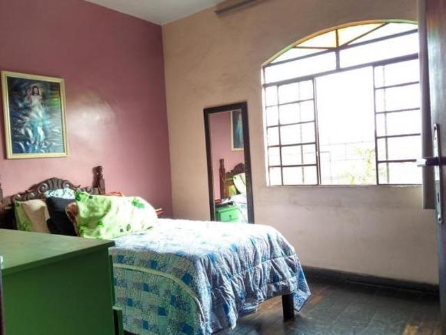 Casa com 6 quartos à venda em Belo Horizonte, no bairro Novo Glória