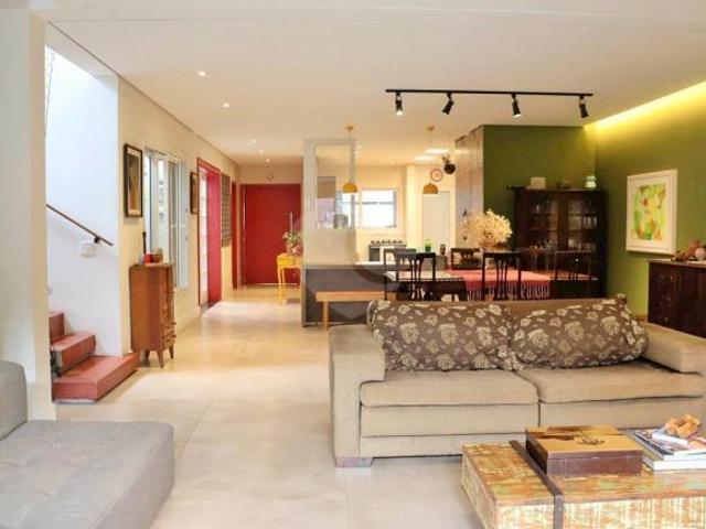 Casa com 6 quartos à venda em Bosque da saúde SP