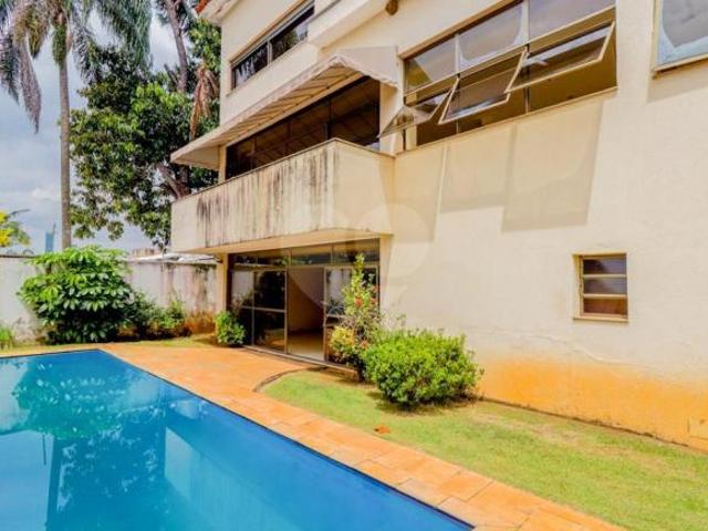 Casa com 6 quartos à venda em Jardim guedala SP