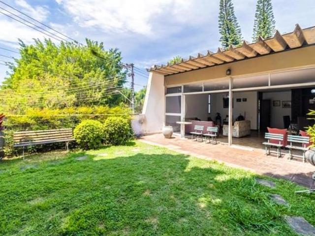 Casa com 6 quartos à venda em Jardim everest SP