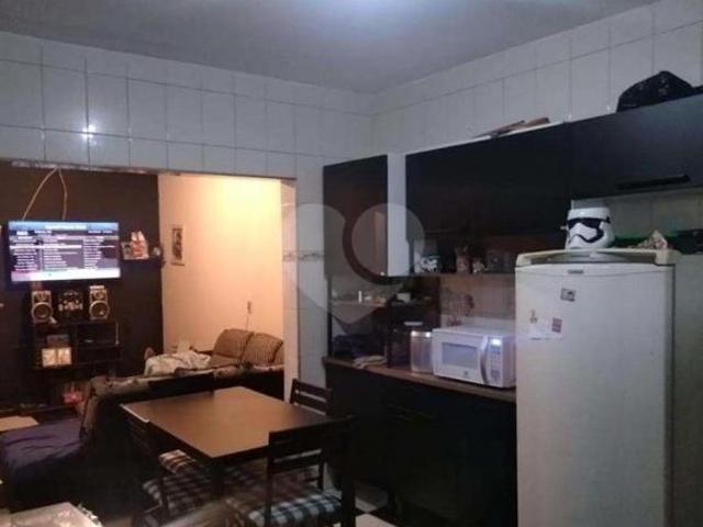 Casa com 6 quartos à venda em Jardim presidente dutra SP