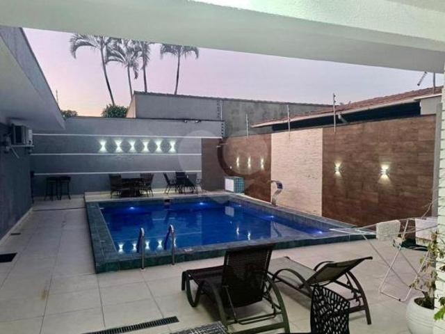 Casa com 6 quartos à venda em Jardim virgínia SP