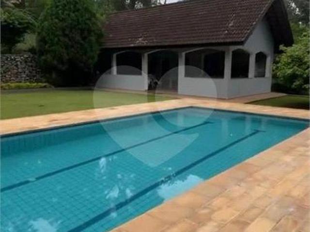Casa com 6 quartos à venda em Mato dentro SP