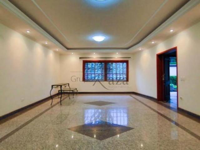 Casa com 6 quartos à venda em Morumbi SP