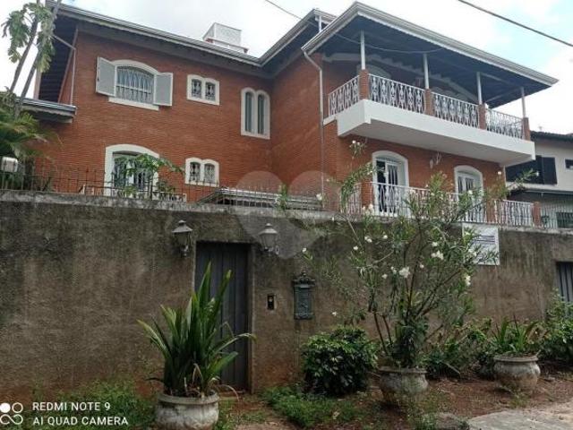 Casa com 6 quartos à venda em Parque taquaral SP