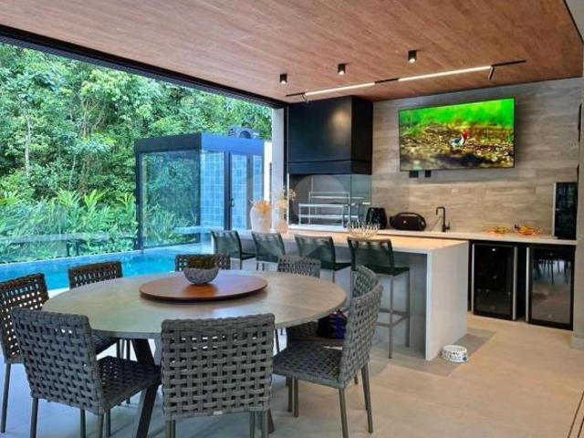 Casa com 6 quartos à venda em Riviera SP