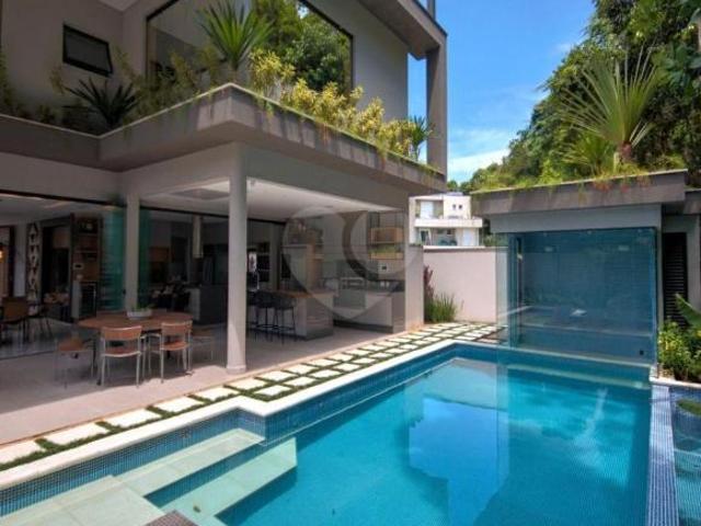 Casa com 6 quartos à venda em Riviera SP
