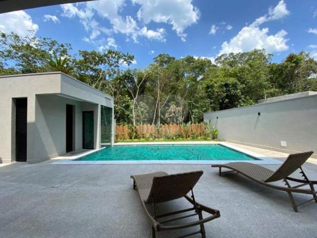 Casa com 6 quartos à venda em Riviera SP