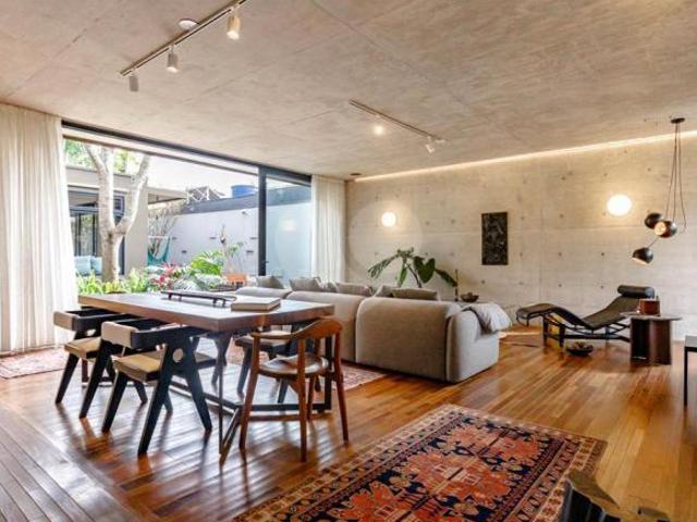 Casa com 6 quartos à venda em Santo amaro SP