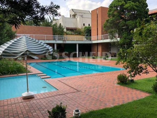 Casa com 6 quartos à venda no Morumbi!